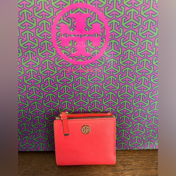 Tory Burch | Bags | Tory Burch Bright Red Small Robinson Wallet | Poshmark